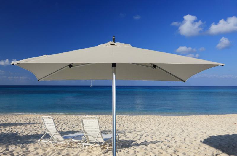 Parasol de terrasse Sublimo, pour restaurant en carré 2x2m alu